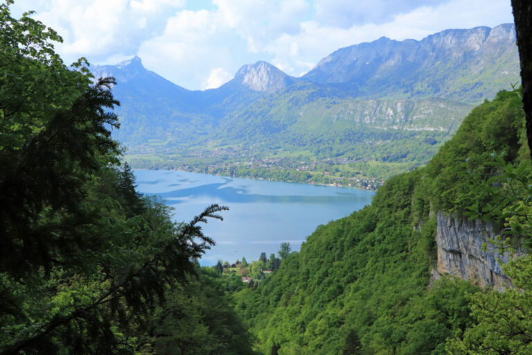 Hike naar de verborgen Cascade d'Angon - Hiken is tof!
